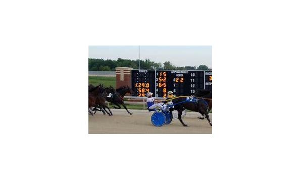 Entertainment For Everyone At Running Aces Casino