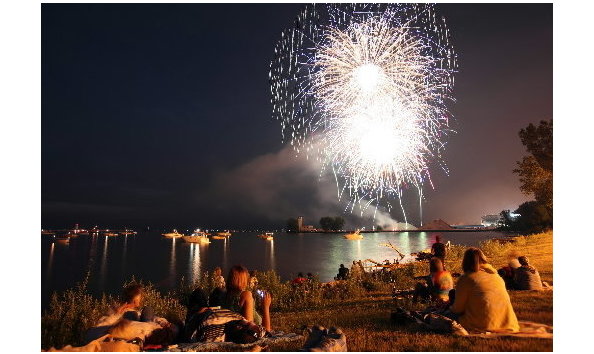 Huge Boomtown Firework Package!