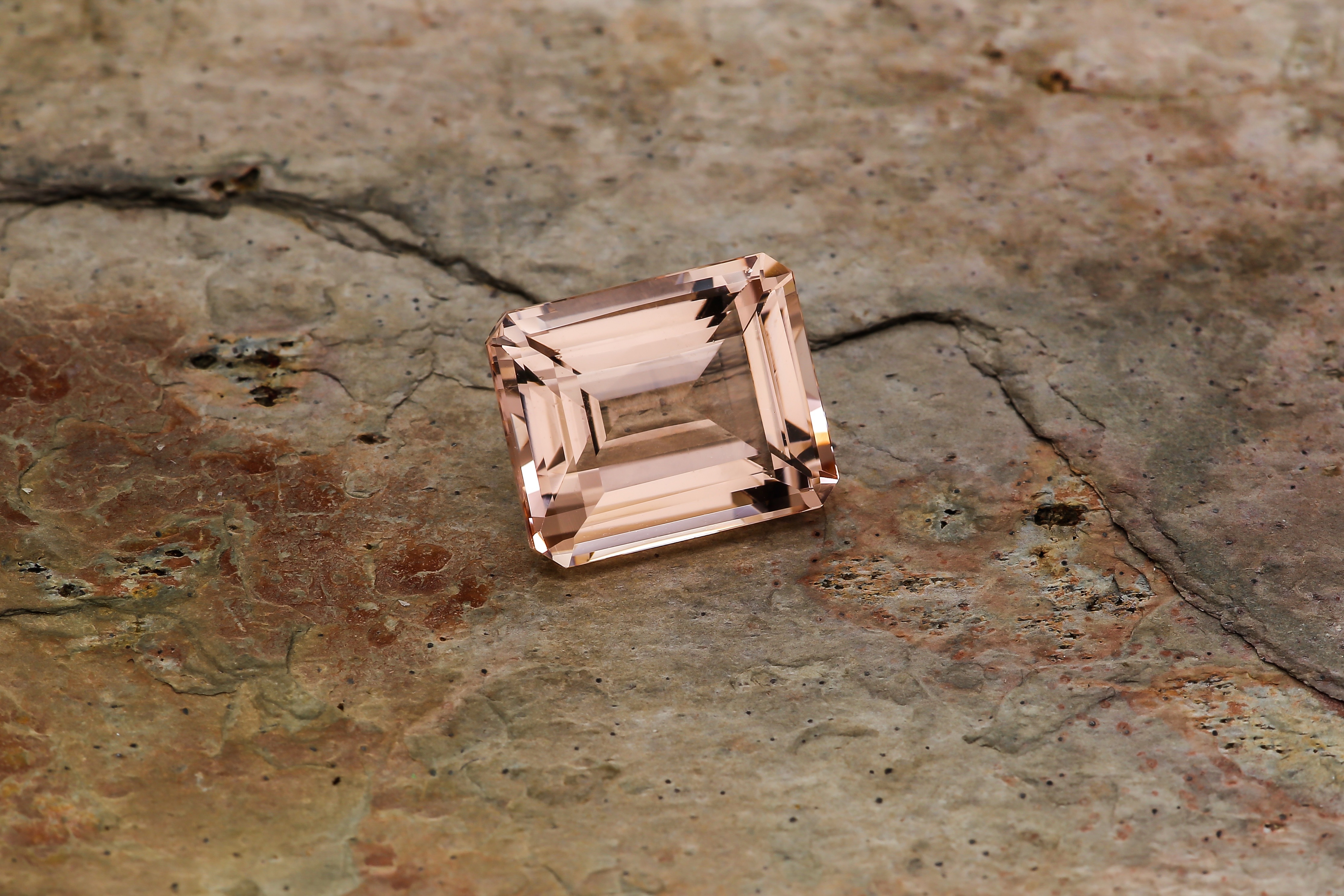 5.9ct Emerald cut Peach Morganite Gemstone