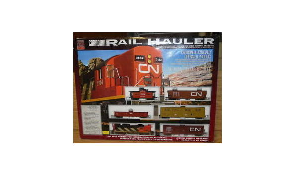 Proto 1000 Series - Canadian Rail Hauler Train Set