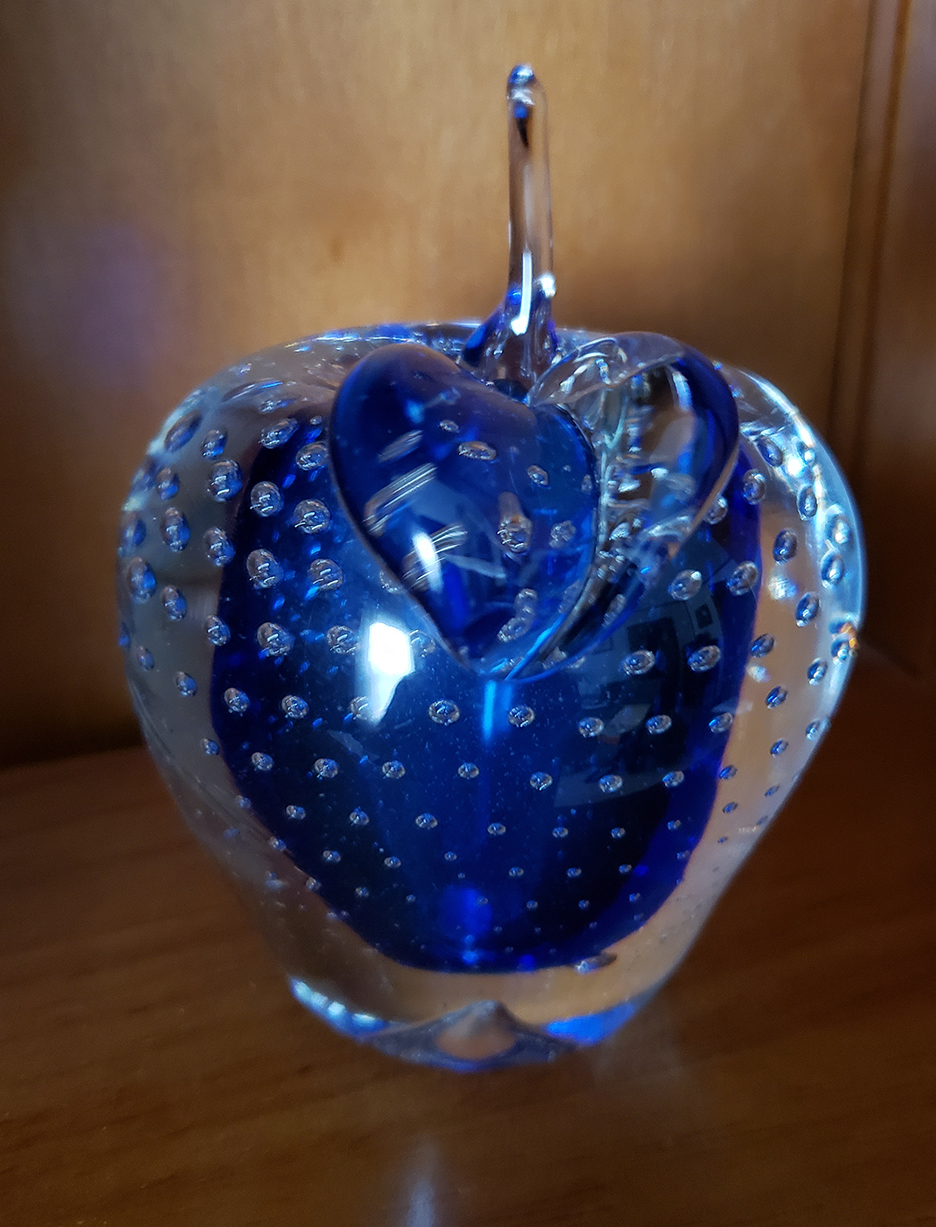 Crystal Apple Sculpture Paperweight (1 of 5)