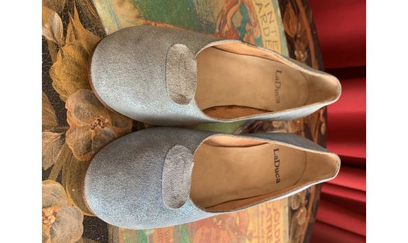 LaDuca Shoes - 1.5" Heels in Blue Sparkle Leather