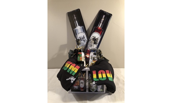 YOLO Rum Gift Box