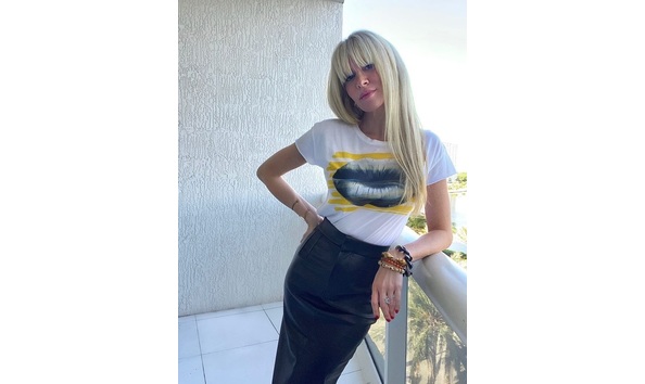 "Outside the lines" perfect fit tee | Wearable Art by Shonna Drew