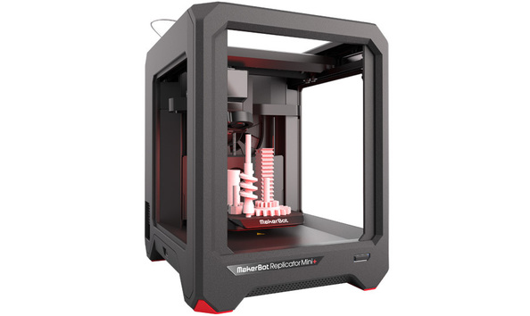 MakerBot Mini+ Entry level 3D printer.
