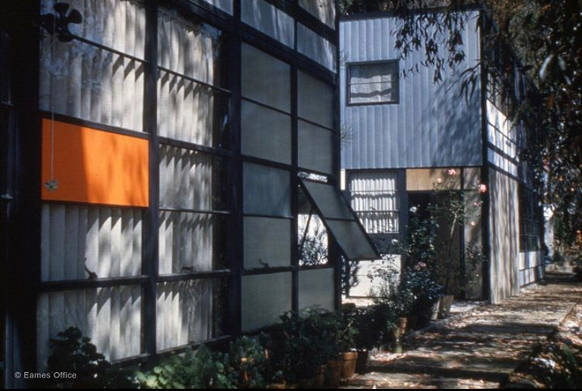 An Interior Tour of the Eames House