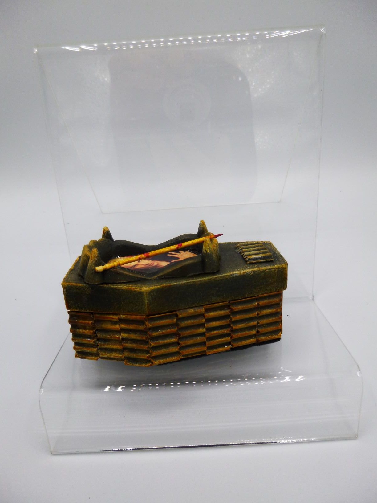 Decor: Buffy the Vampire Slayer Spike Coffin Box