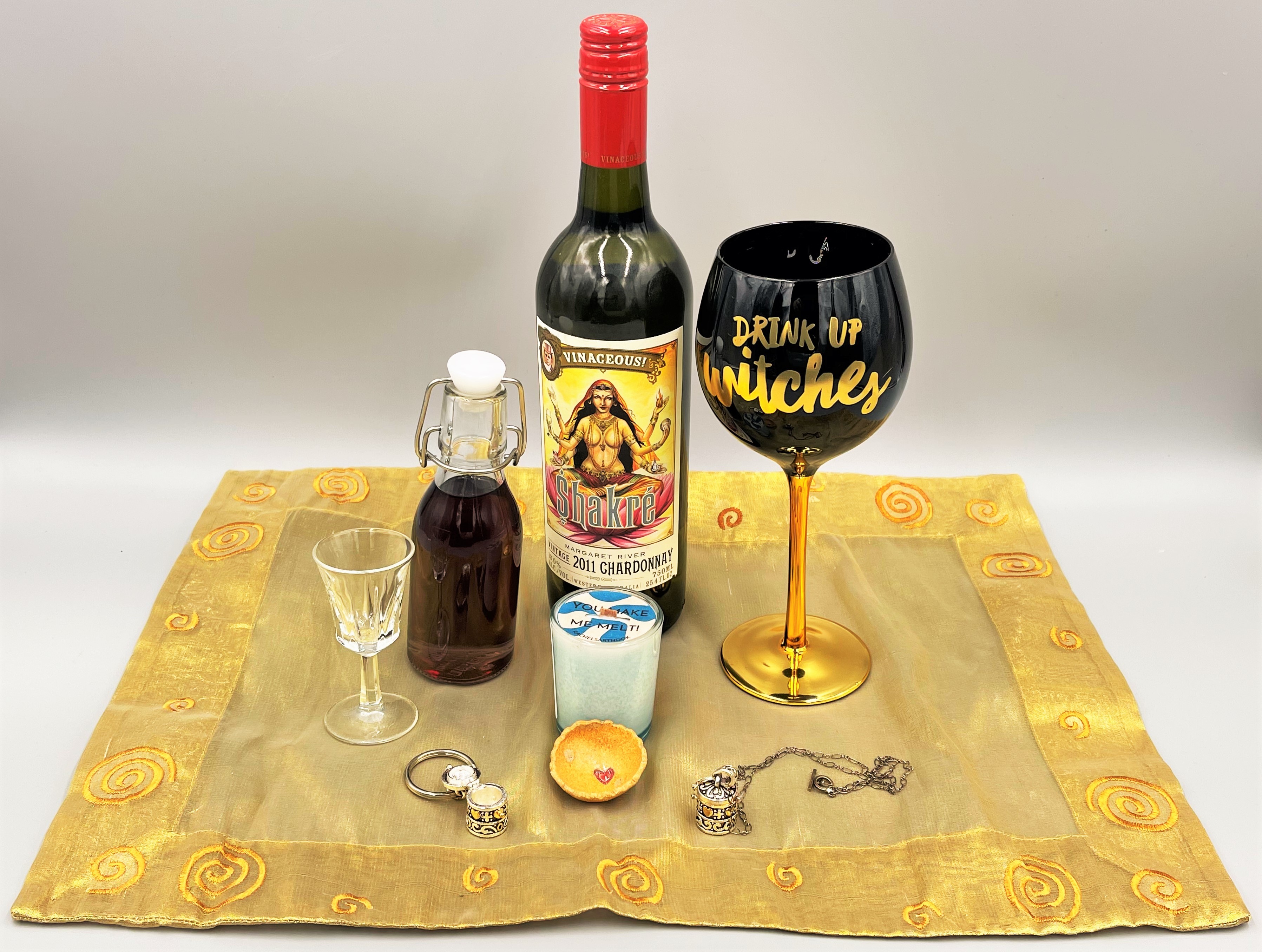 'A WITCH'S DAY OFF' - GIFT SET WITH WINE, LILAC LIQUEUR, GLASSES & MORE