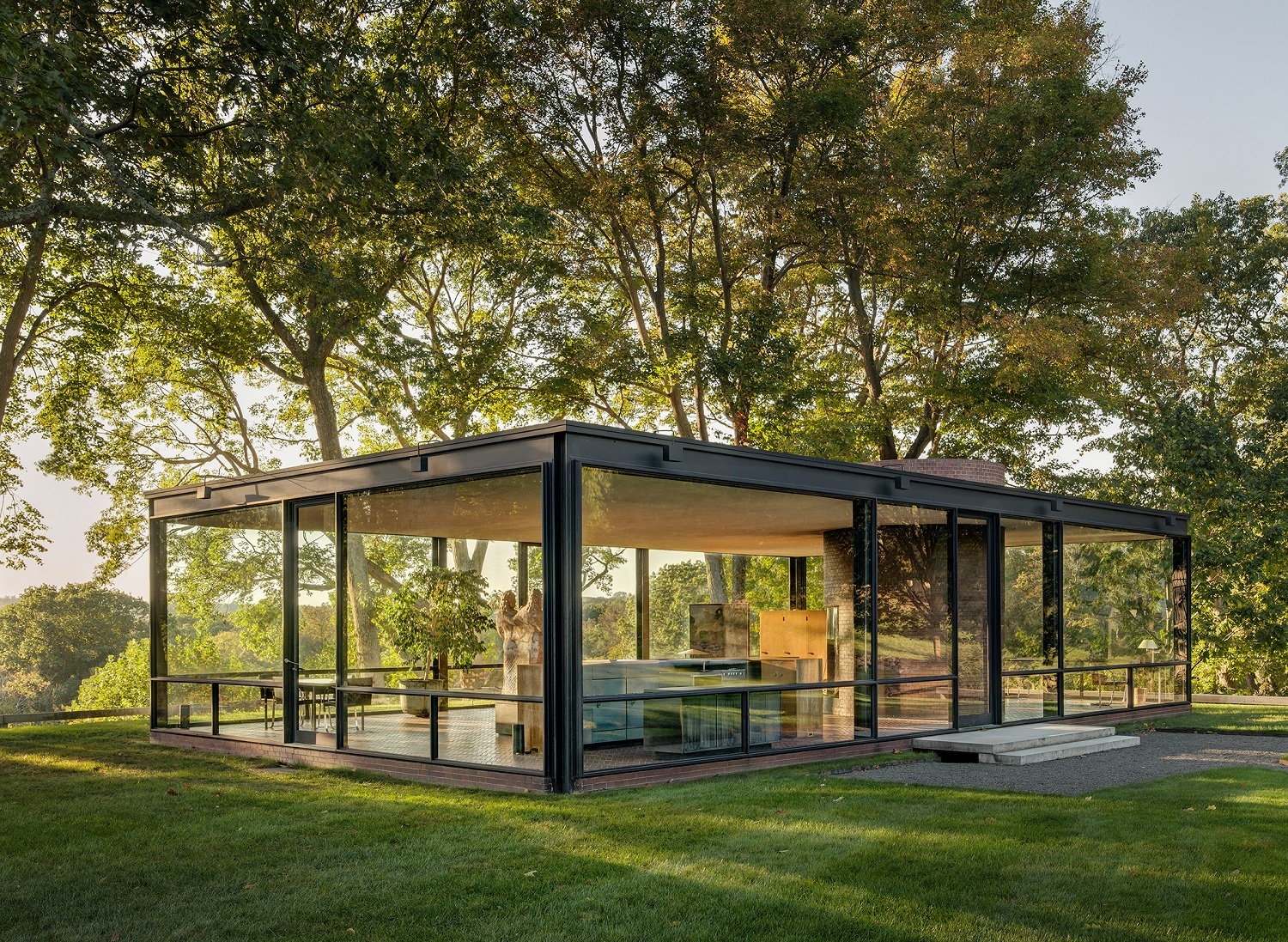 The Phillip Johnson Glass House Experience -- Private Tour and Visit ...