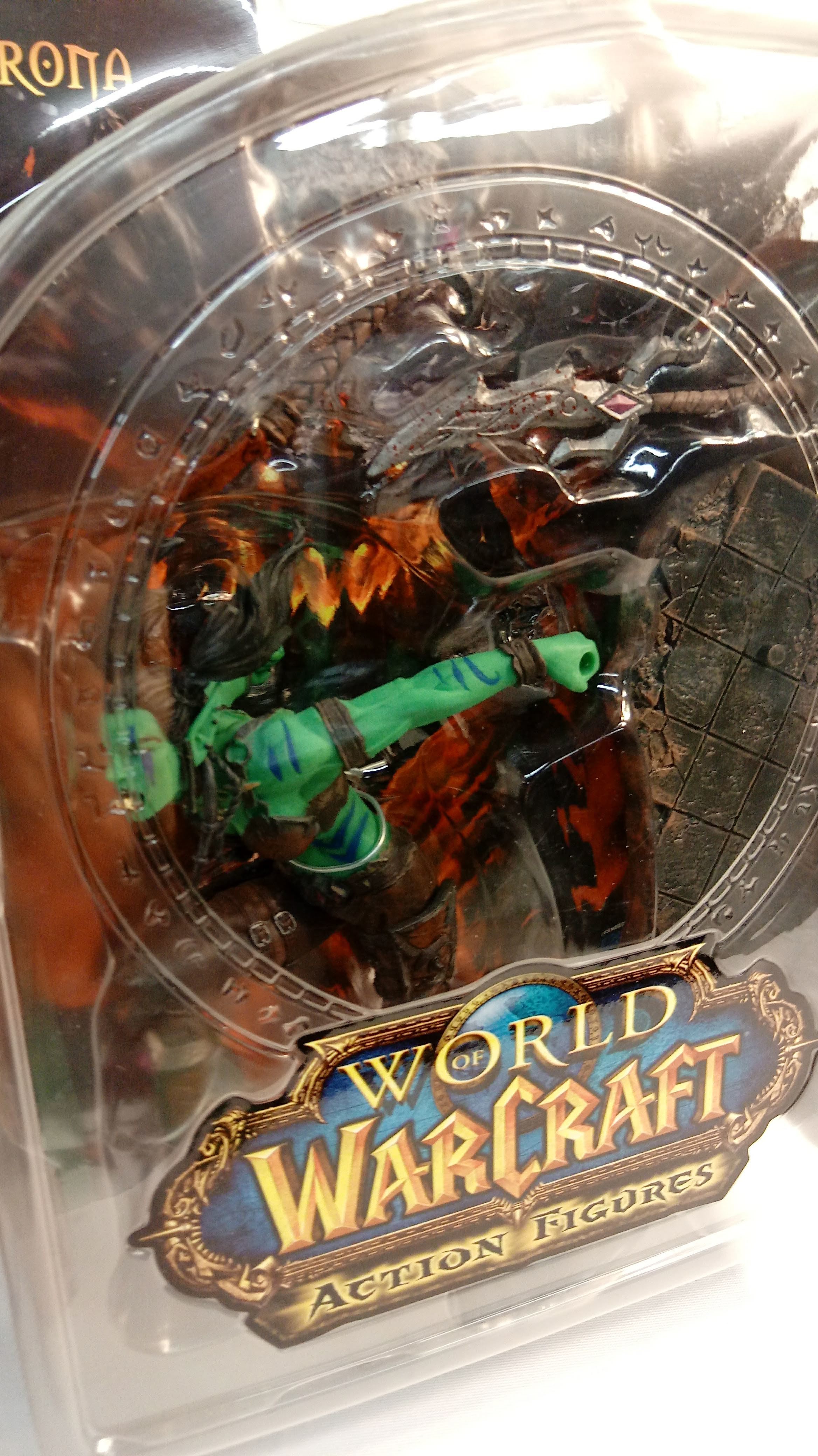 Action Figure: WoW Orc Rogue Garona - Series 7