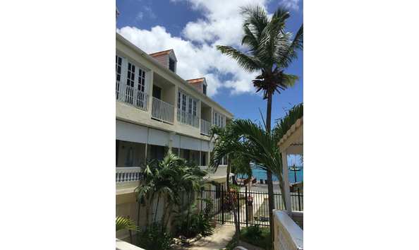 2 night stay at Club Comanche Hotel