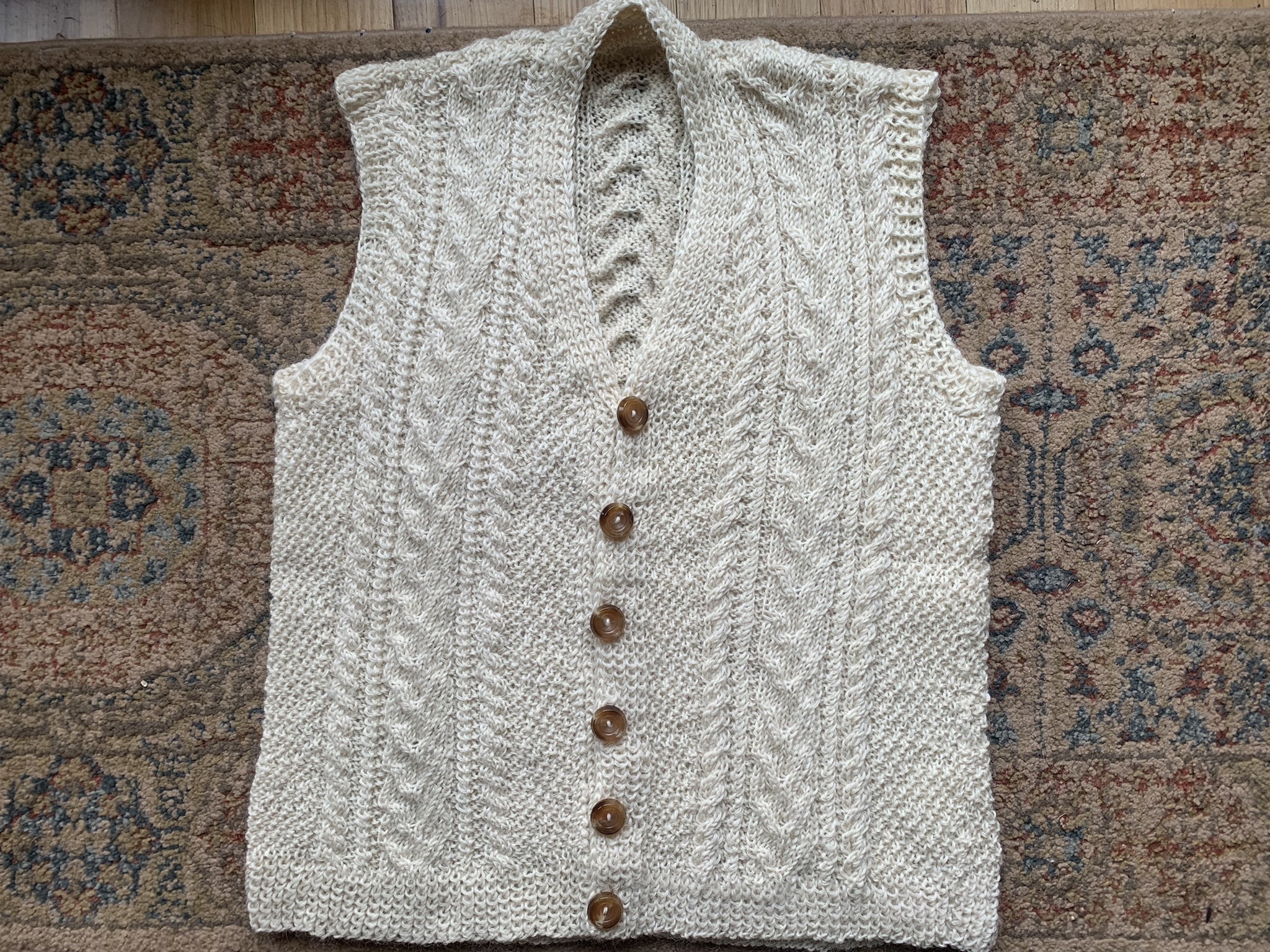 Women's Irish knit Vest, S-M