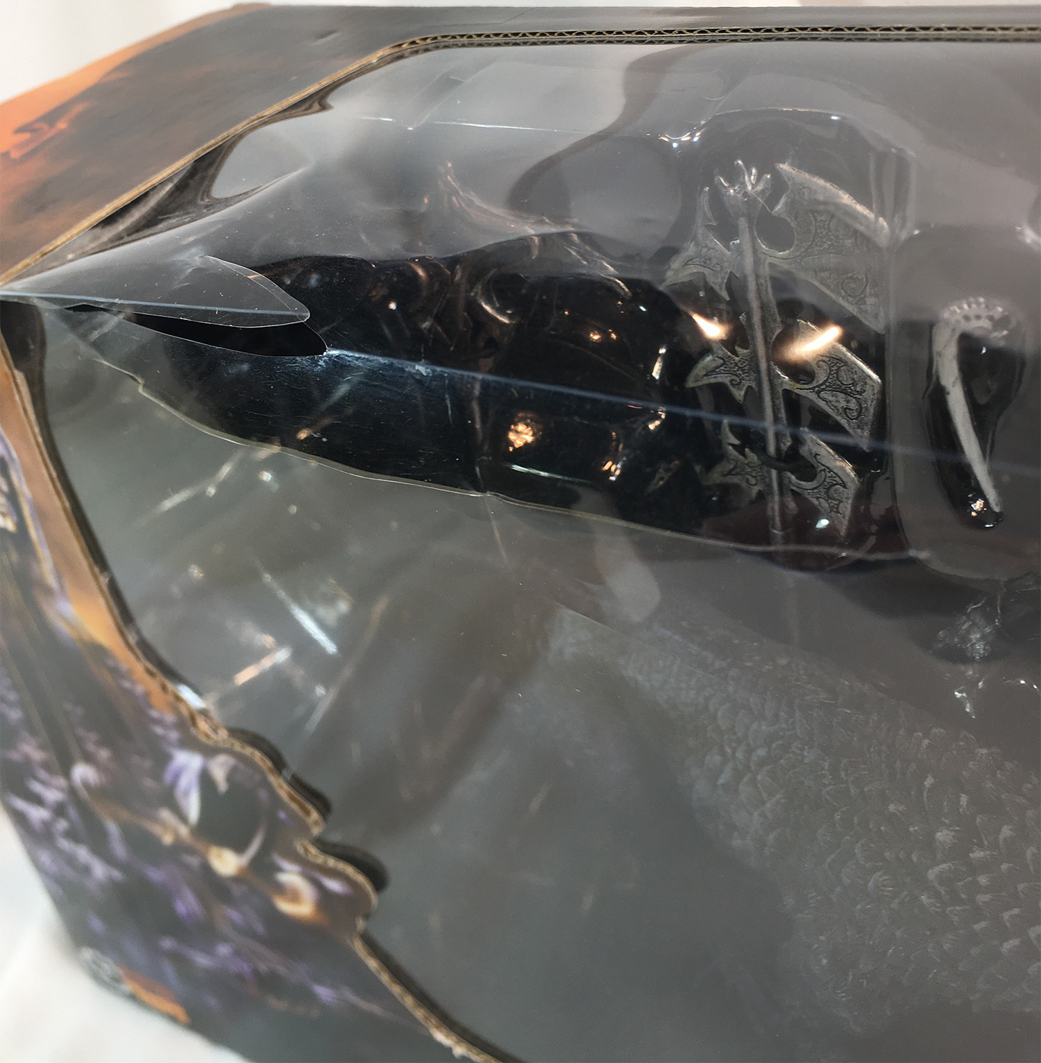 Action Figure Set: The Chronicles of Riddick - Riddick in Necro Armor ...