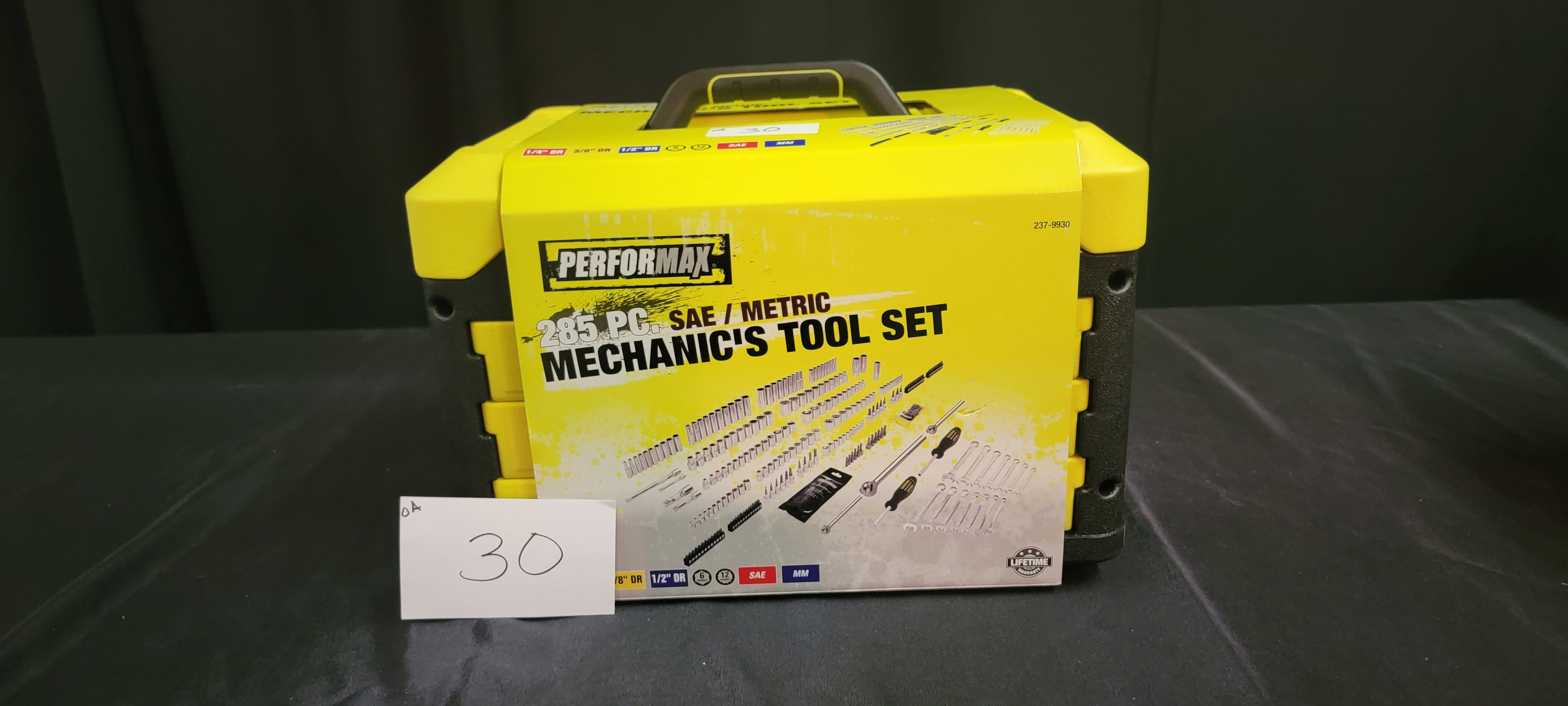 285 pc Mechanics Tool Set