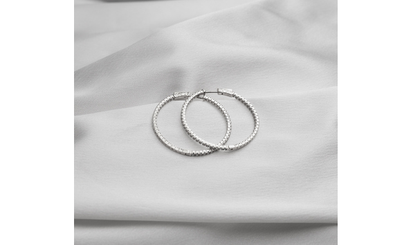 Glamorous Hoops in White Gold 1.5"